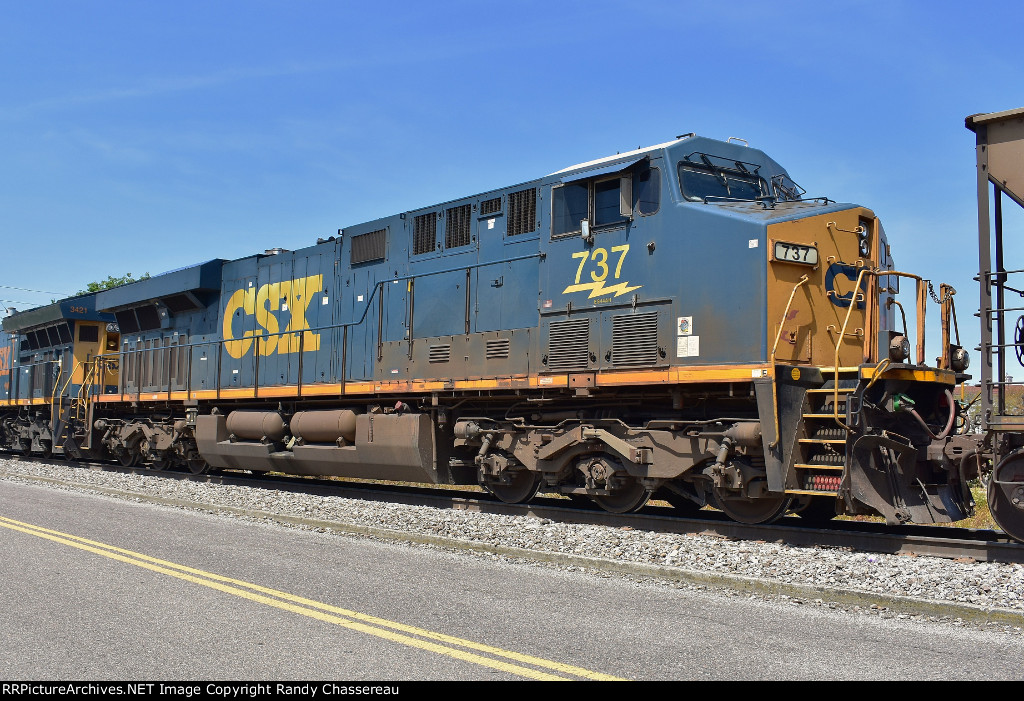 CSX 737